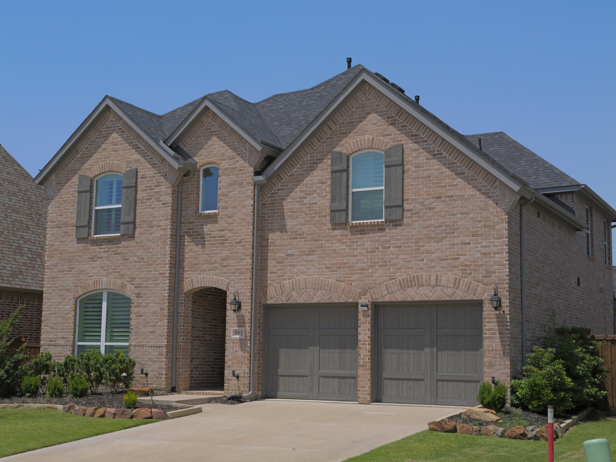 Graystone | Commercial Brick Corporation